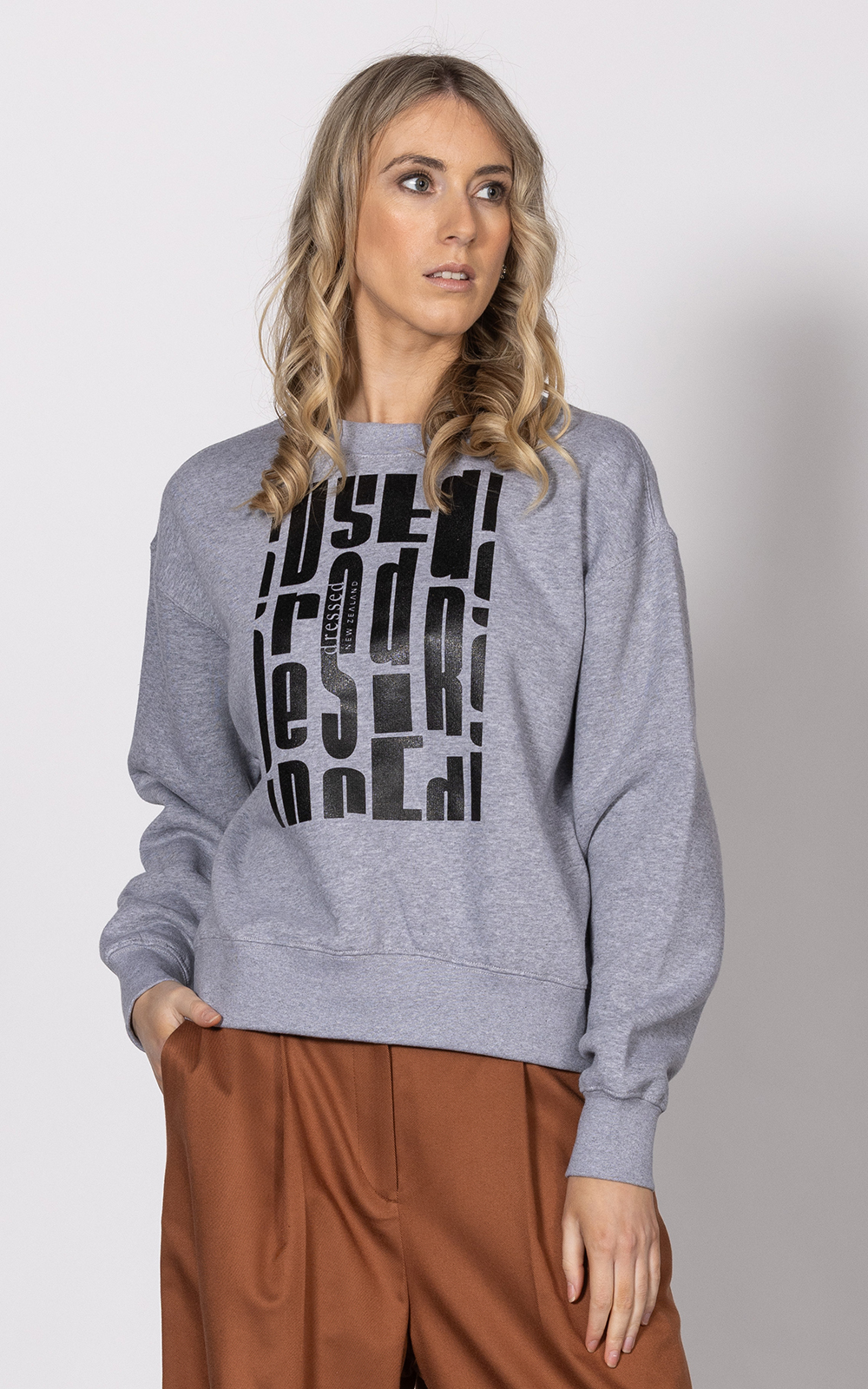 Motif Sweat – Zebrano | Designer Clothing NZ